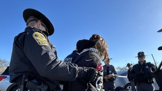 Protesters block Interstate 95 in Virginia with ladders, chains ...