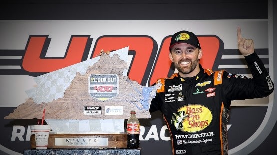 NASCAR: Austin Dillon gets the Richmond victory this year
