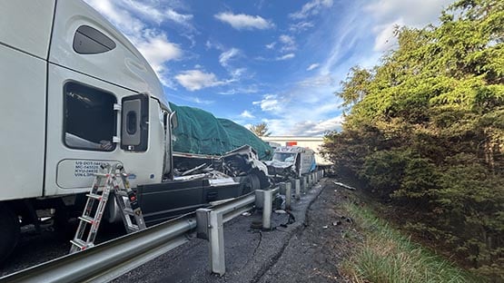 Developing | 10-vehicle chain-reaction crash on I-81 kills one